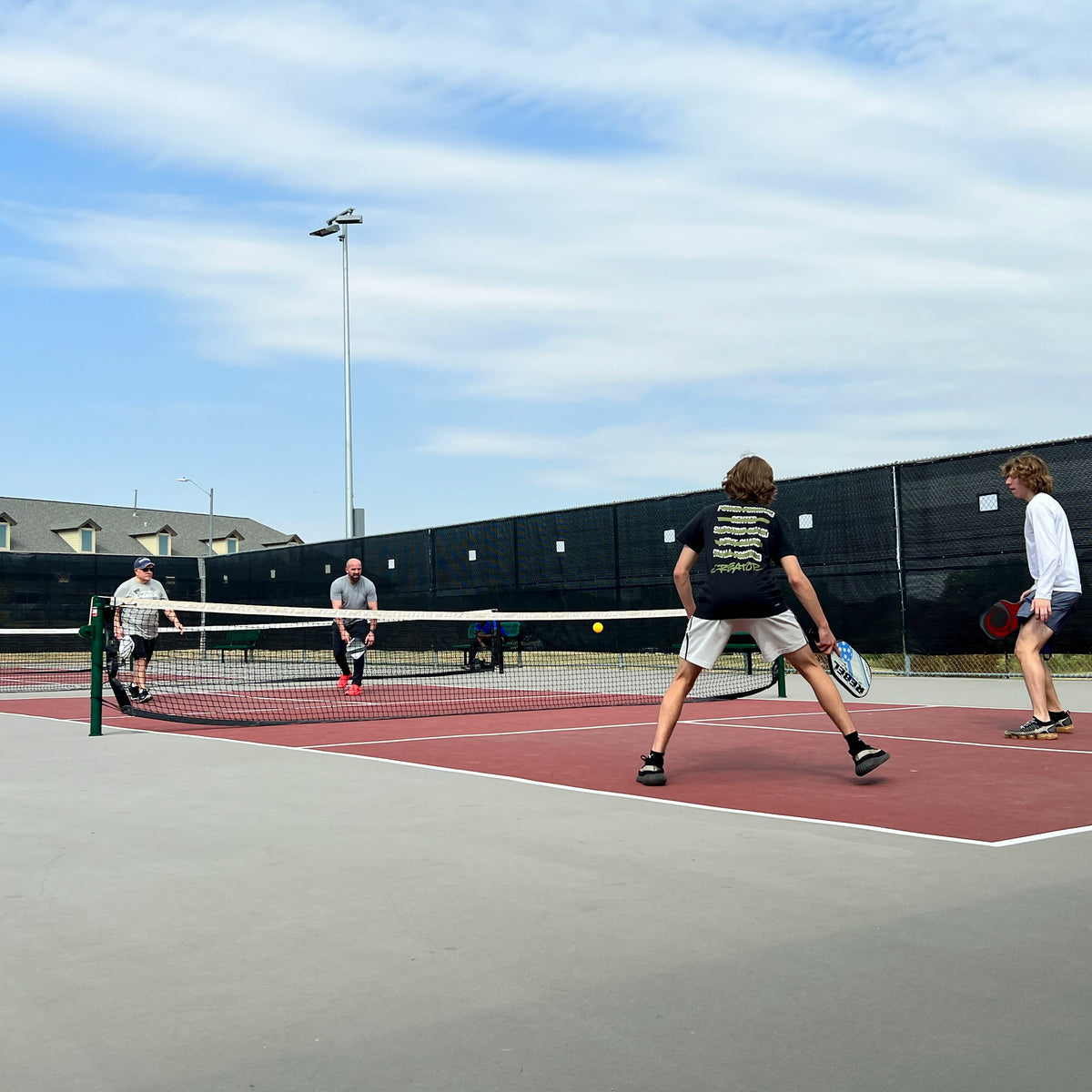Discover the Joy of Pickleball: A Beginner's Guide – TOMORO